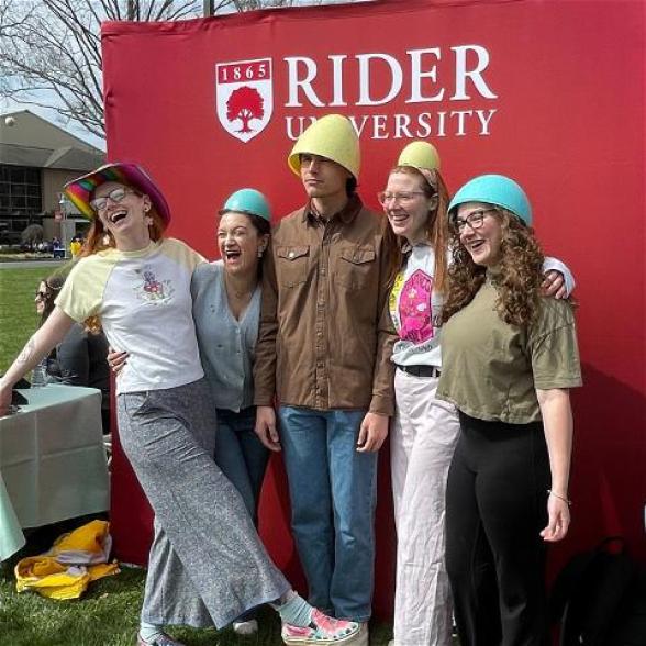 Home | Rider University