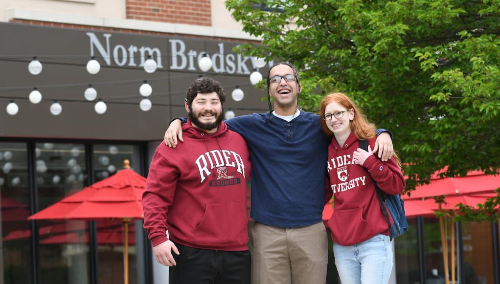Home | Rider University