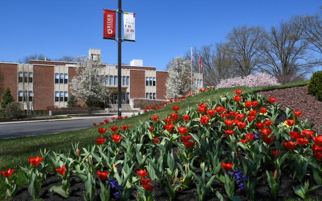 Campus Tours | Rider University